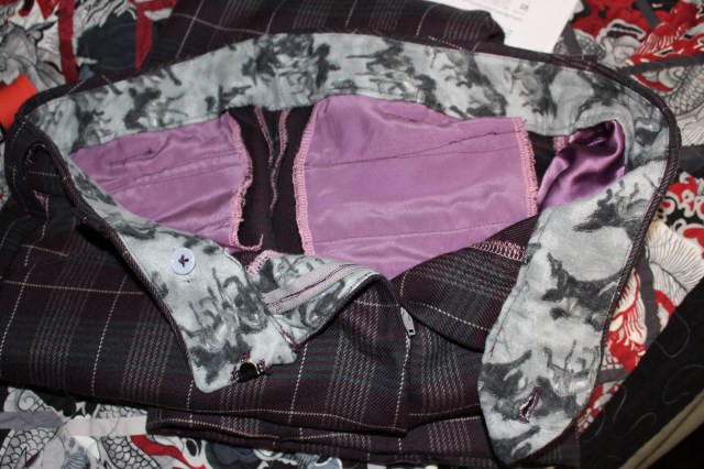 March 2019 & April 2019: Getting the hang of pants, part 2 – Threading ...